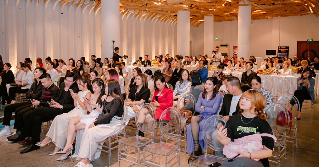 Master Moon Beauty lộ diện, giữ vai trò Speaker tại The Masters Beauty of Vietnam Season 2, mang ...